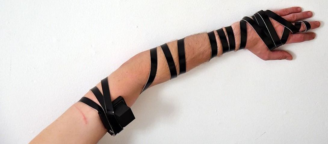Why I put on tefillin for the first time at 36 – The Forward