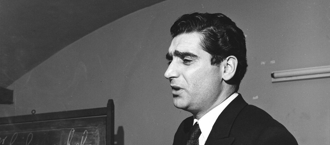 How Magnum Redefined and Revolutionized Photography – The Forward