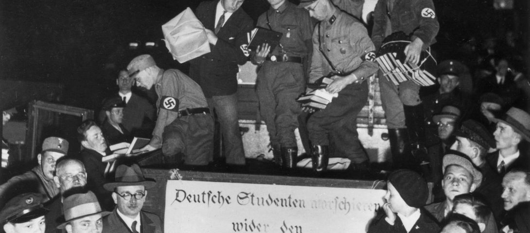 How Joseph Roth’s ‘Rebellion’ escaped the Nazis – The Forward