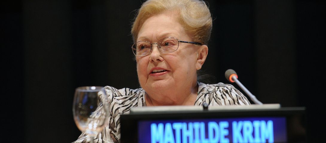 Mathilde Krim, Pioneering AIDS Researcher Who Fought Stigma, Dies At 91 ...