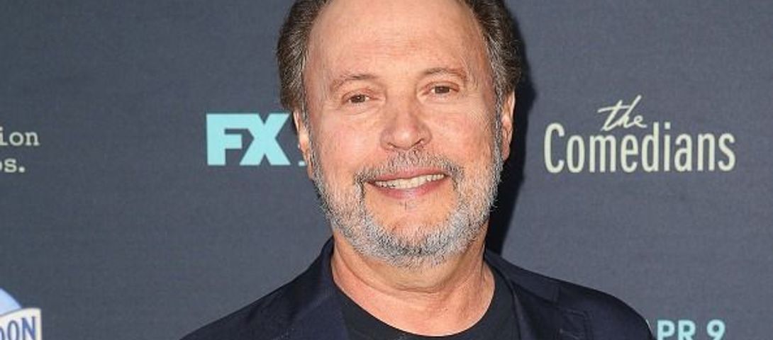Billy Crystal Is 70, Thriving, And Headed To Broadway – The Forward