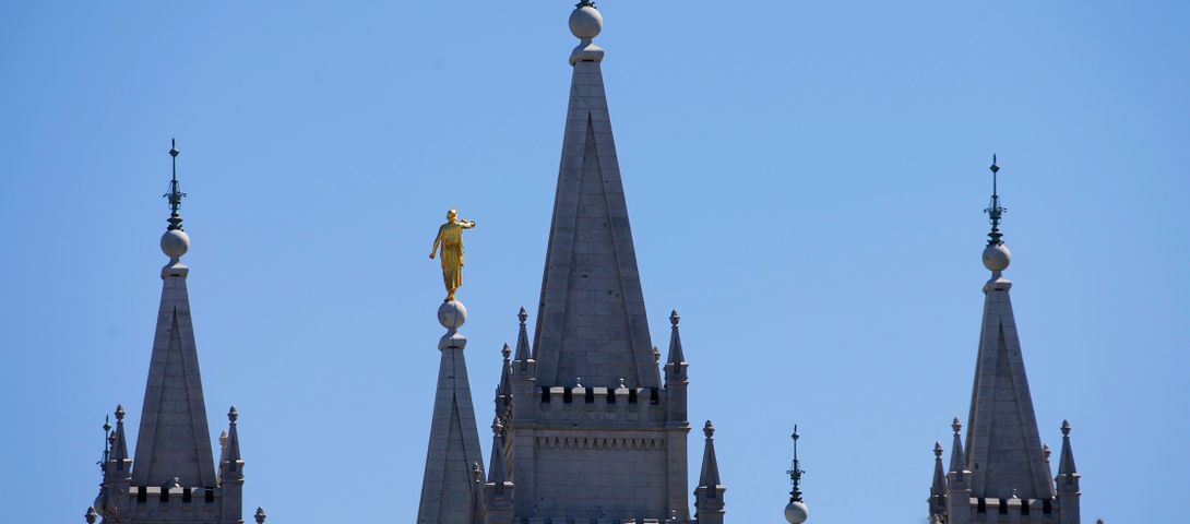 7 Reasons Mormons Love the Jews — Mostly – The Forward