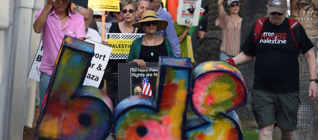 Why People Who Oppose BDS Should Oppose Anti-BDS Laws, Too – The Forward