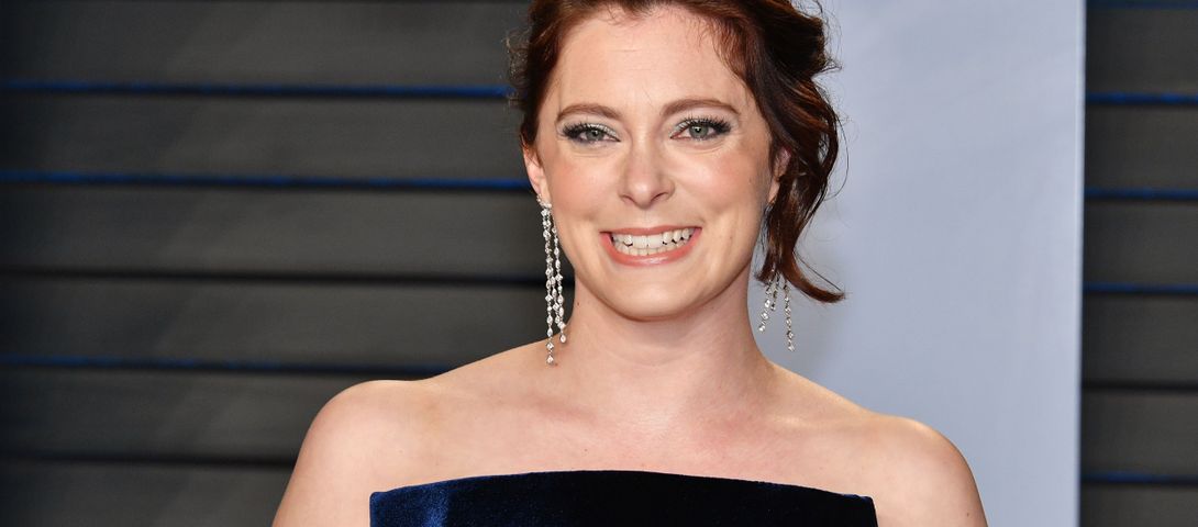 Rachel Bloom And Audience Perform Heavy Boobs – The Forward