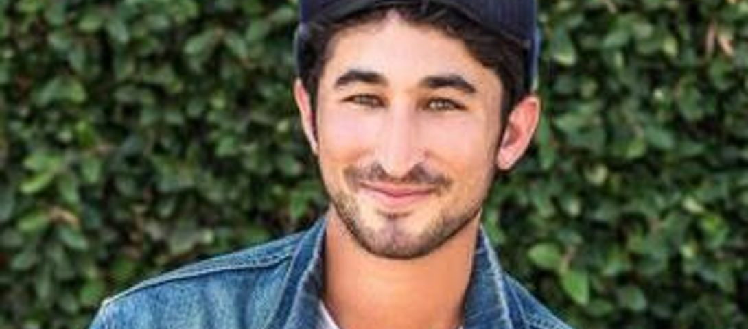 A Jewish comedian tees off — and now the feds are after him – The Forward