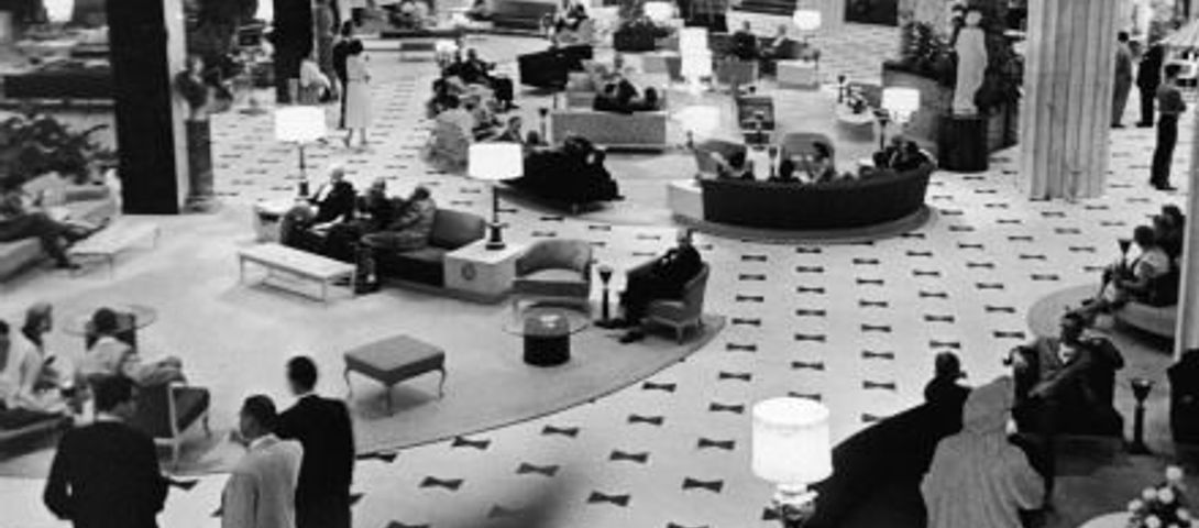 Hotel Heir's Murder Sparks Miami Feud – The Forward