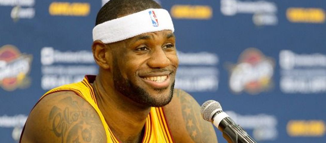 LeBron James Sorry For Sharing Lyric About Jews, Money – The Forward