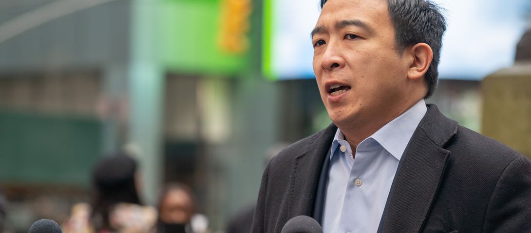 Interview with NYC mayoral canddiate Andrew Yang – The Forward