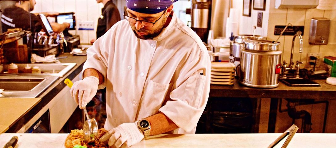 3 Burning Questions for Chef Serving Haimish Food at Hip Hangout – The ...