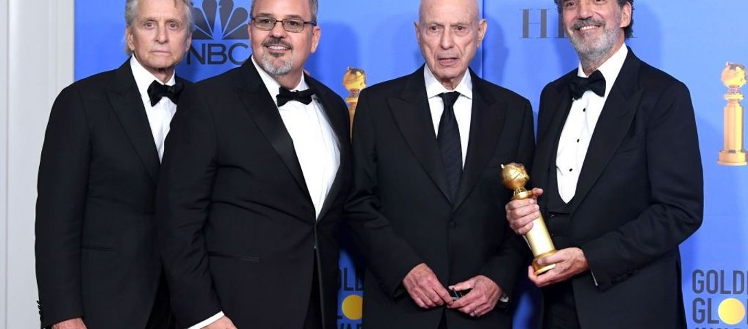 What The Hell Is Netflix’s ‘The Kominsky Method’? – The Forward