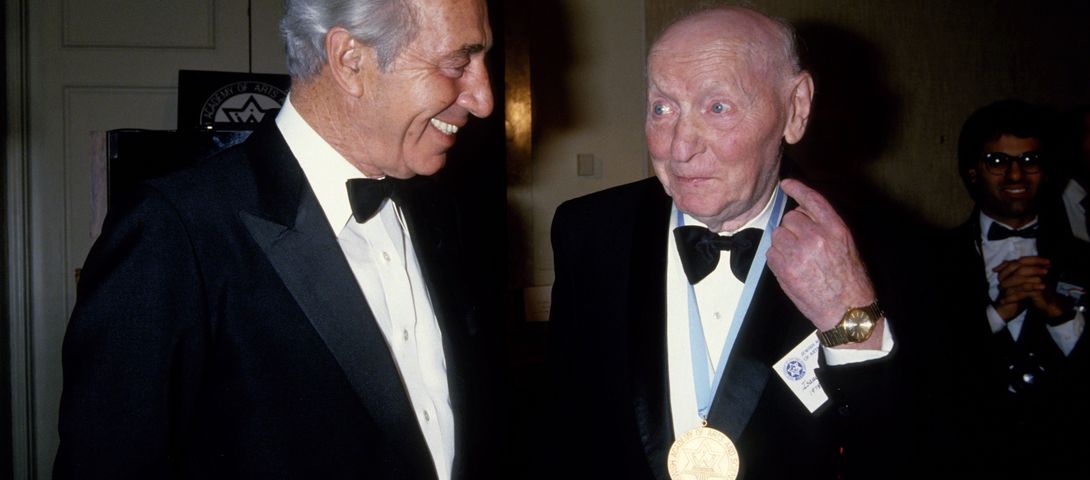 Why IB Singer’s Chelm Stories Aren’t Just For Children – The Forward