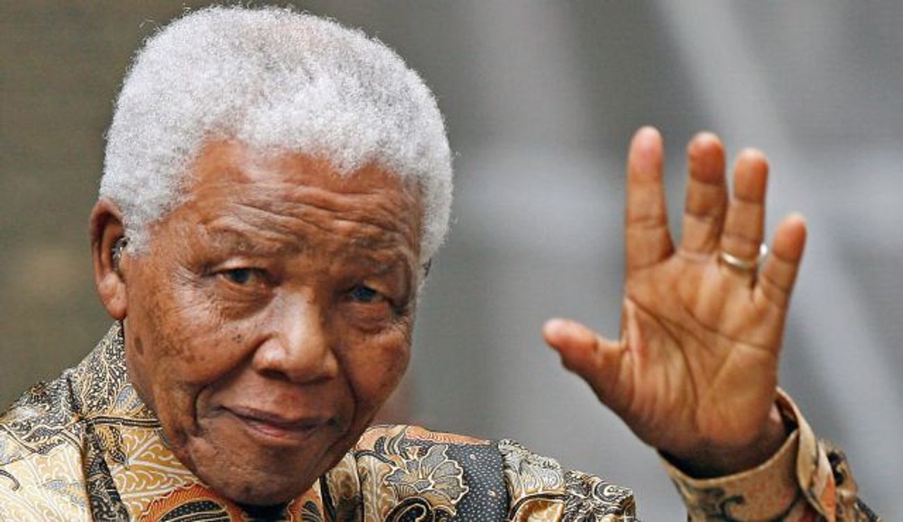Nelson Mandela Now in Critical Condition – The Forward