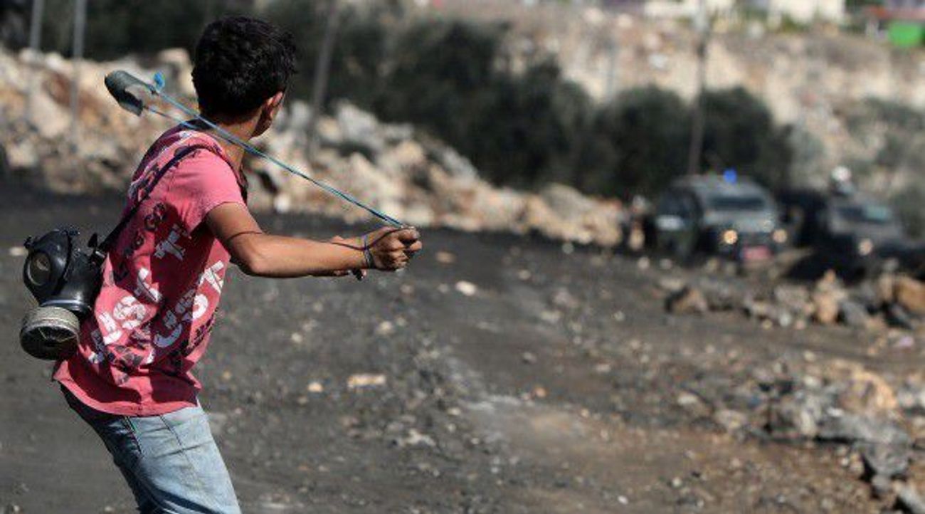 Israel Imposes 4 Year Minimum Term for Stone-Throwers – The Forward