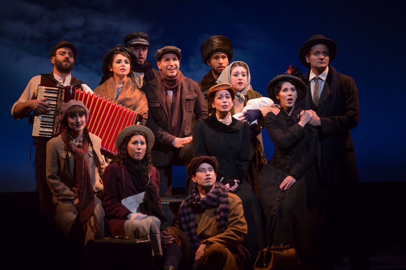 ‘The Golden Land’ at Folksbiene Does Not Create Alchemy