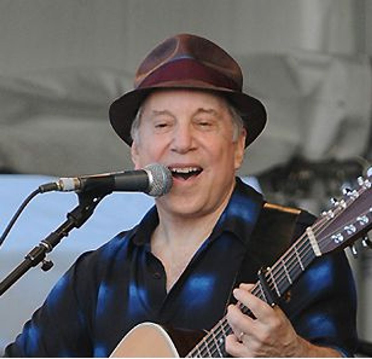 Paul Simon Mistaken for Neil Diamond – The Forward