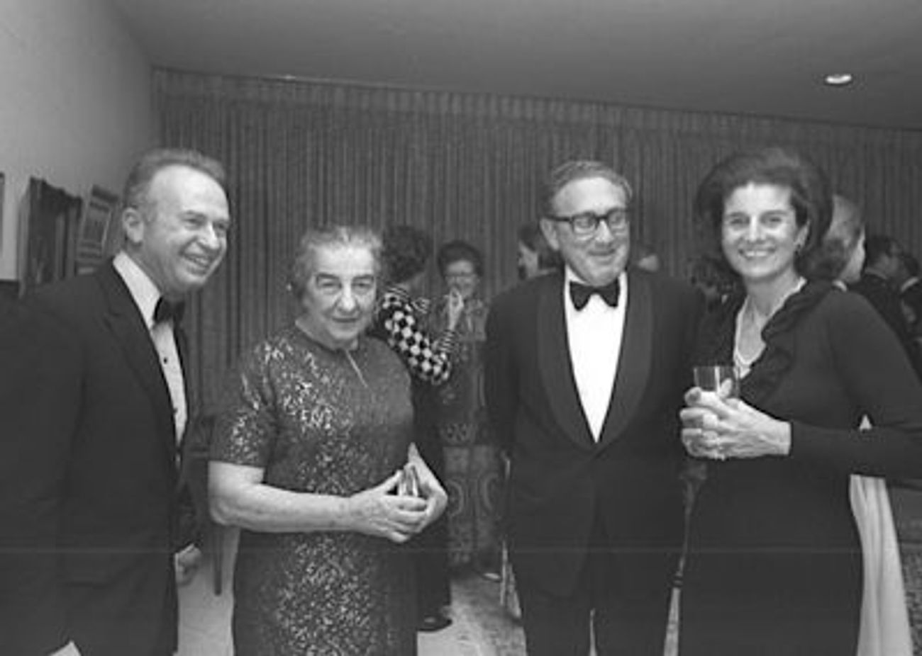 Up Close and Personal With Israeli Prime Ministers – The Forward