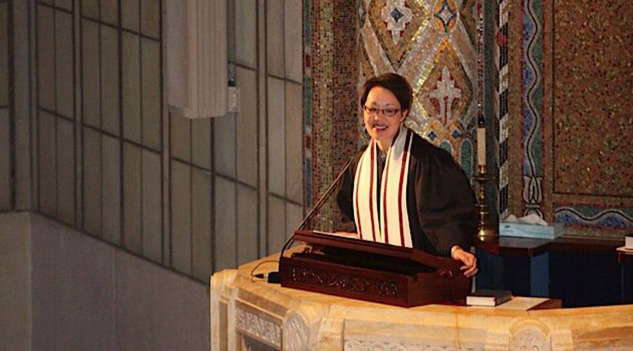 Central Synagogue Names First Asian-American Head Rabbi – The Forward