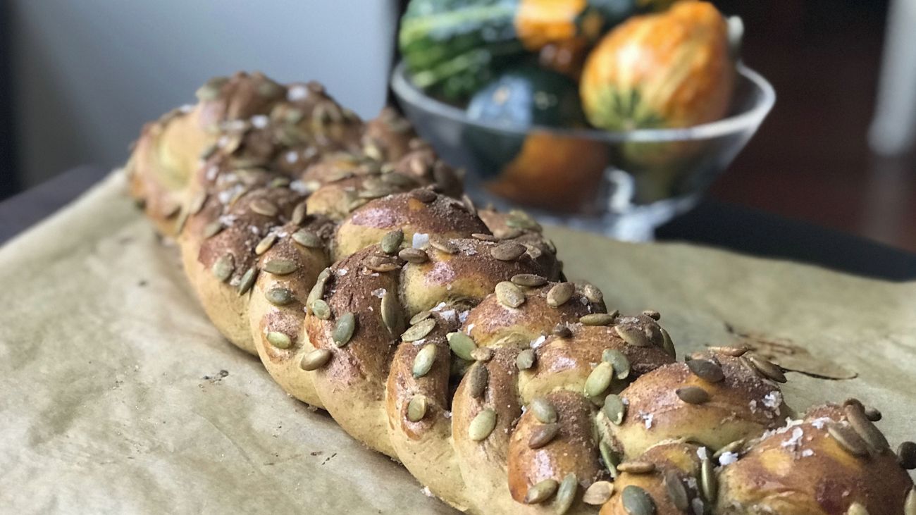 Pumpkin Spice Challah Recipe