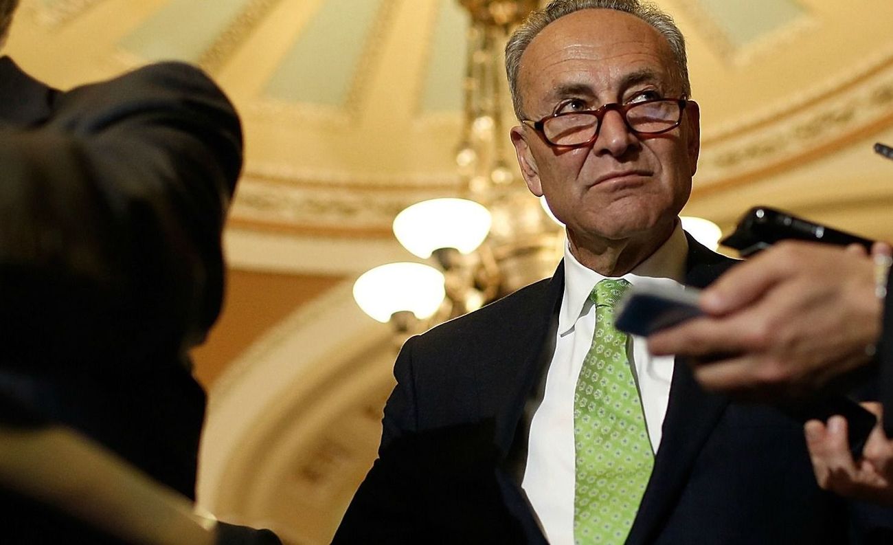 Schumer’s Kippah Matched Daughter’s Shoes At Wedding