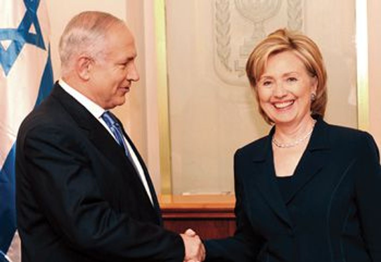 How Hillary Clinton Is Winning Over Neocons — and Why She Will ...