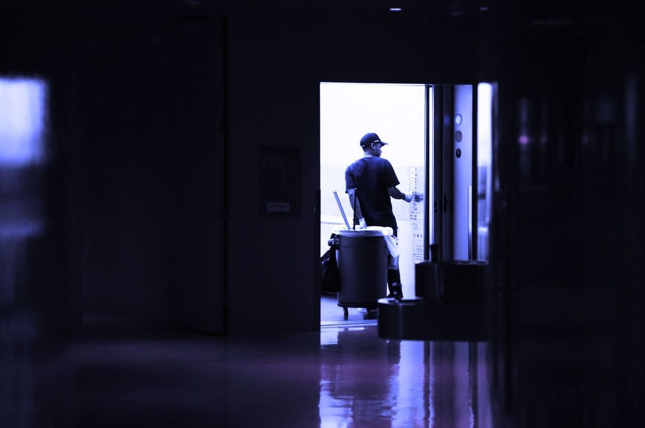 ICE Agents Deported Synagogue Custodian To Mexico