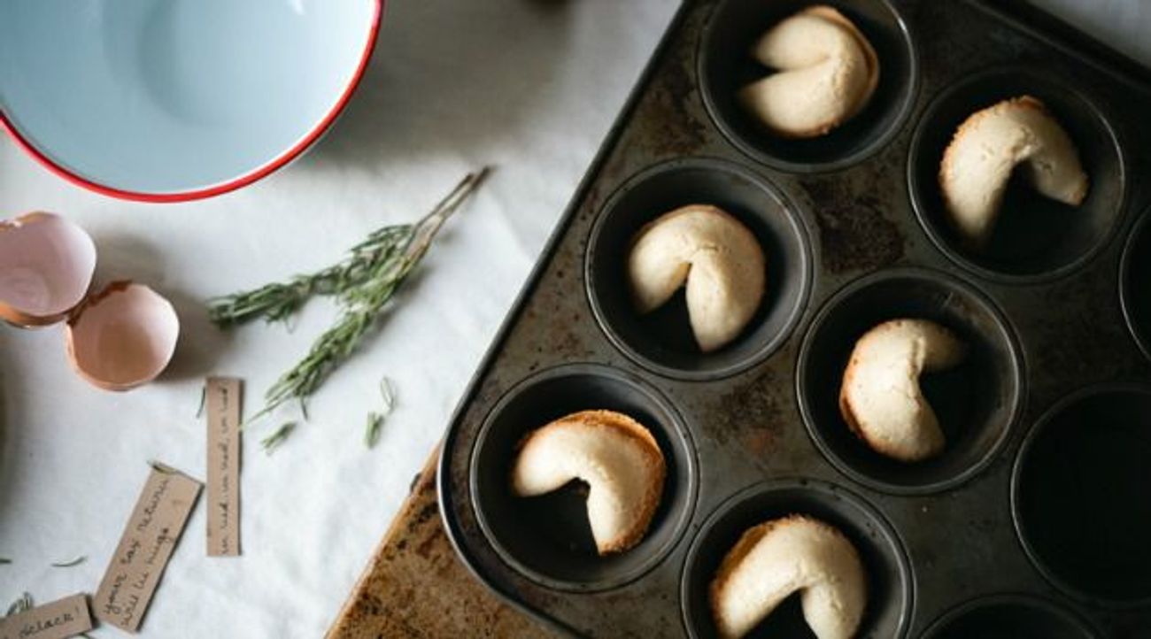 DIY Fortune Cookies for Christmas – The Forward