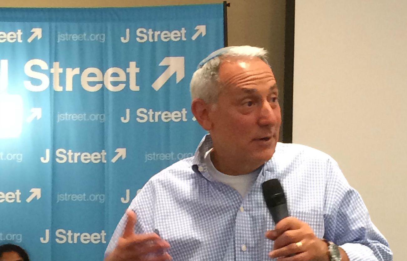 Eric Fingerhut Says 'Sorry' to J Street — But Rift Remains – The Forward