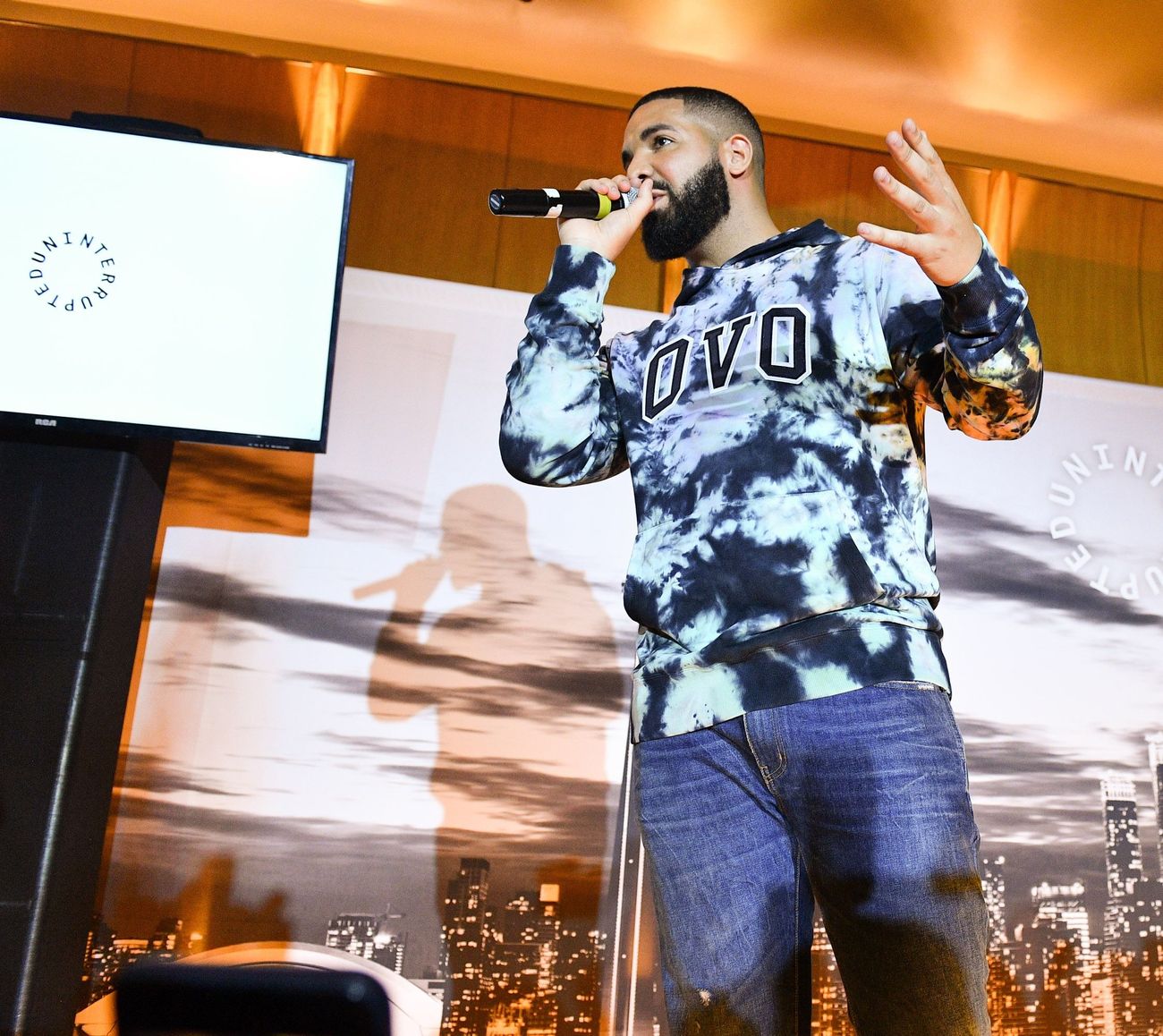 Is Drake finding Jesus?