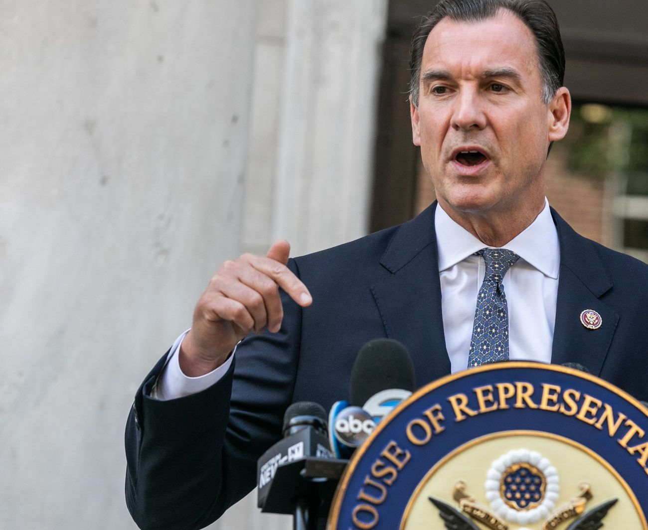 Tom Suozzi says state shouldn’t mandate secular studies