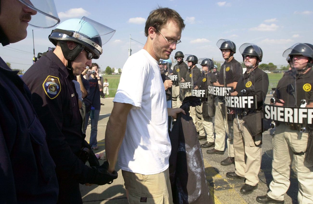 Elliott Tepperman – The Forward