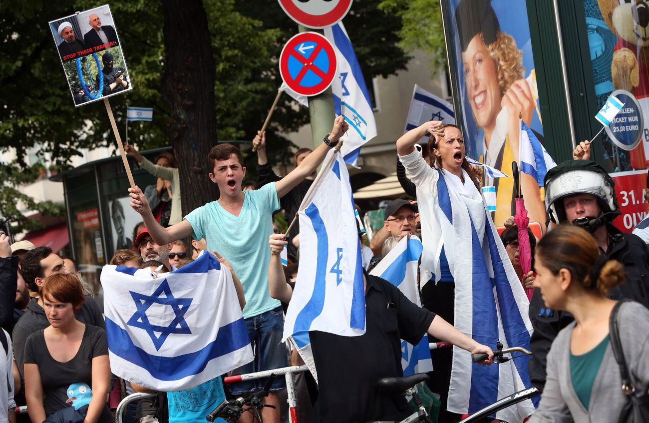 A journalist exposed Nazis — then lost her dream job over Israel – The ...