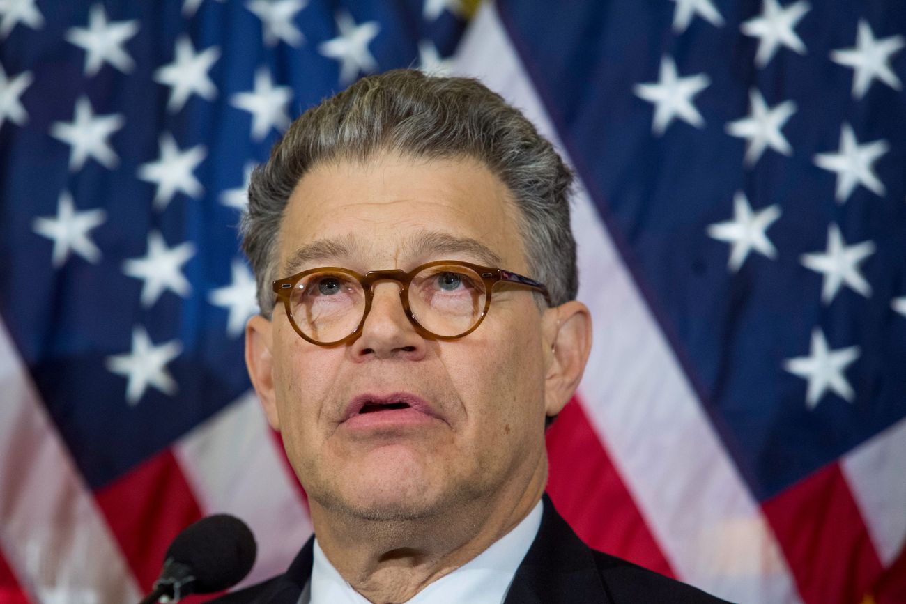Al Franken Groping Allegation - Soldier During USO Tour