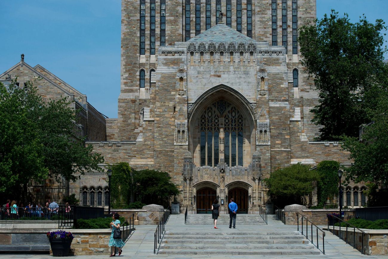 Yale makes Yiddish official – The Forward