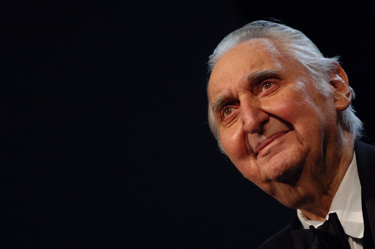 Remembering Fyvush Finkel — a Character Actor of Uncommon Character ...