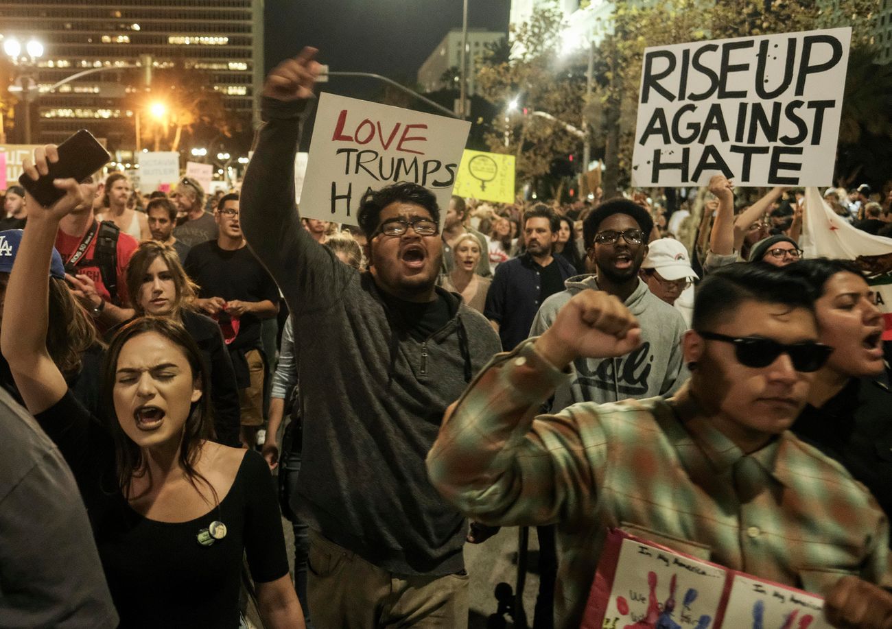 Disappointed Jews Repudiate Donald Trump as President