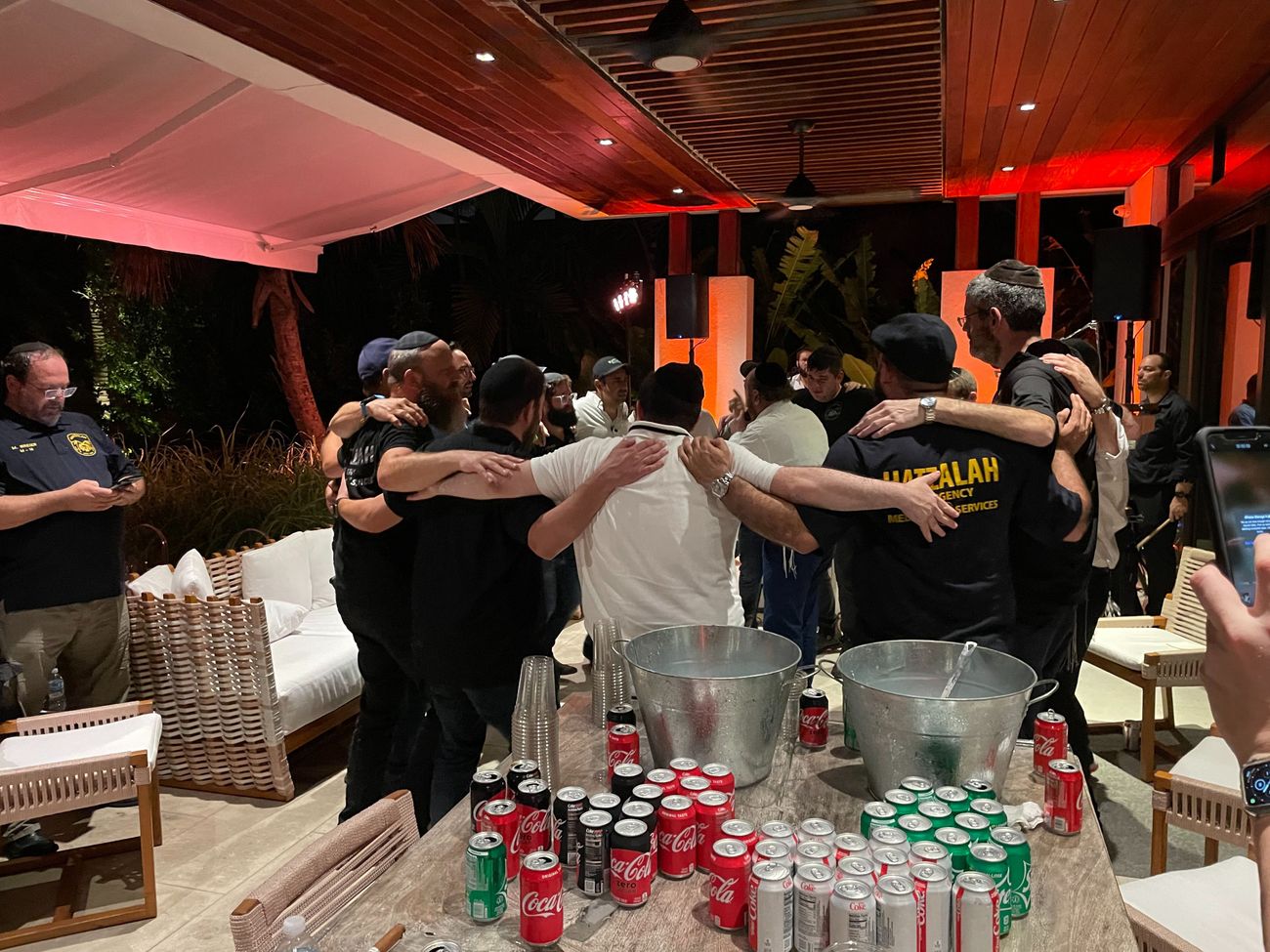 In Surfside, a Jewish tragedy receives a Jewish response – The Forward