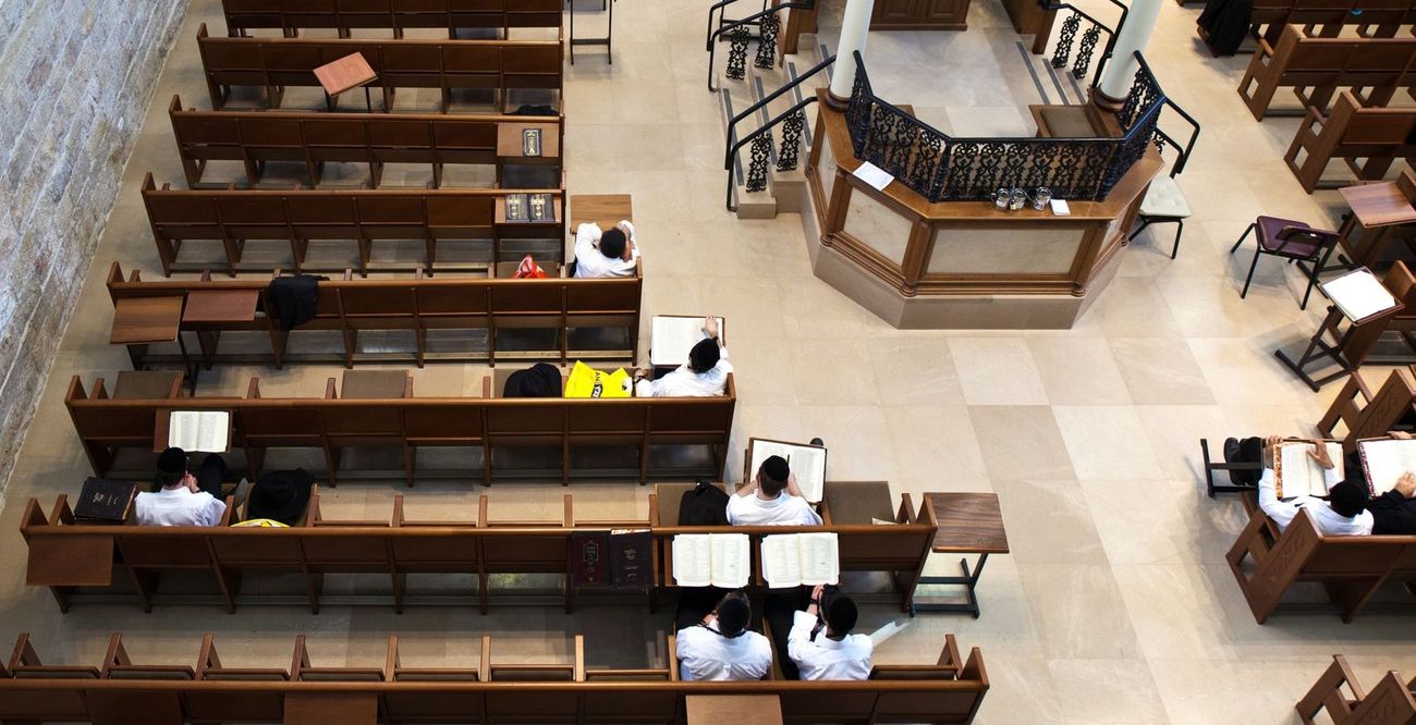 Jewish Public Servants Study Torah During Shutdown