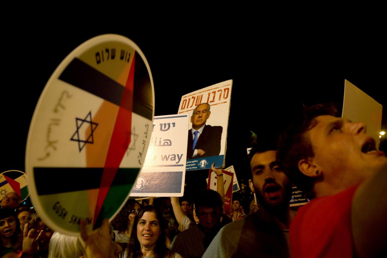 Hundreds Gather for Jerusalem Peace Rally – The Forward