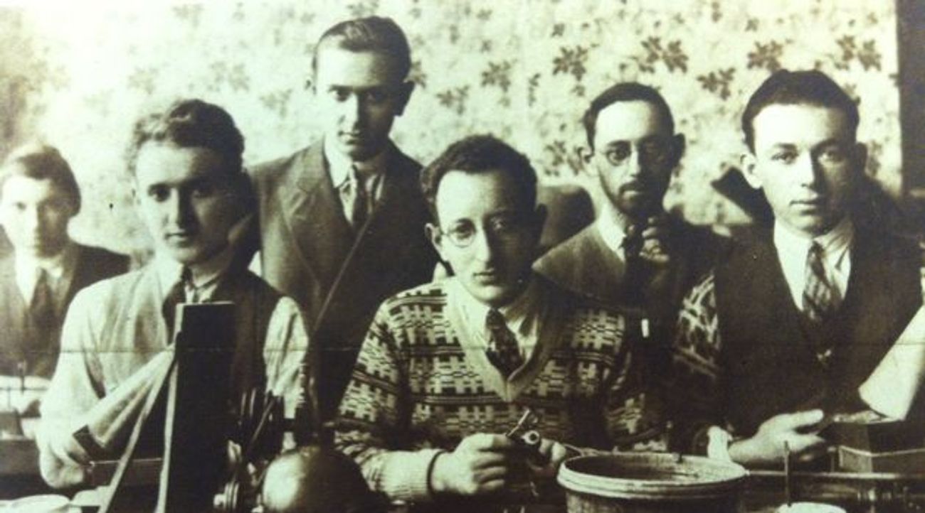 East Harlem Synagogue Collapse Causes Mayhem on Rosh Hashanah – The Forward