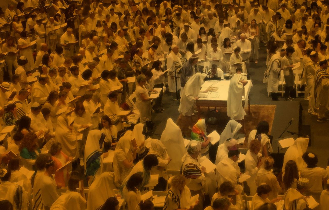 Ikar, Beloved Los Angeles Synagogue, Gets A Building