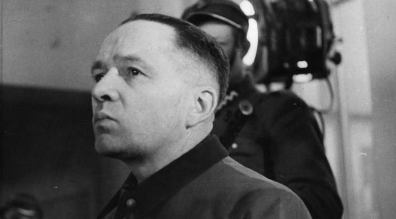How a German Jew Caught the Kommandant of Auschwitz – The Forward