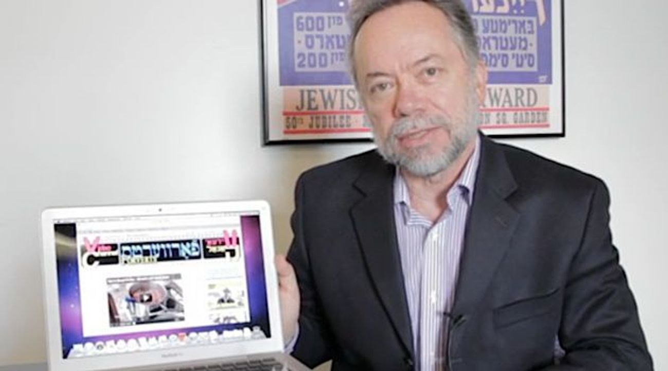 The Yiddish Forverts Goes Biweekly in Print – The Forward