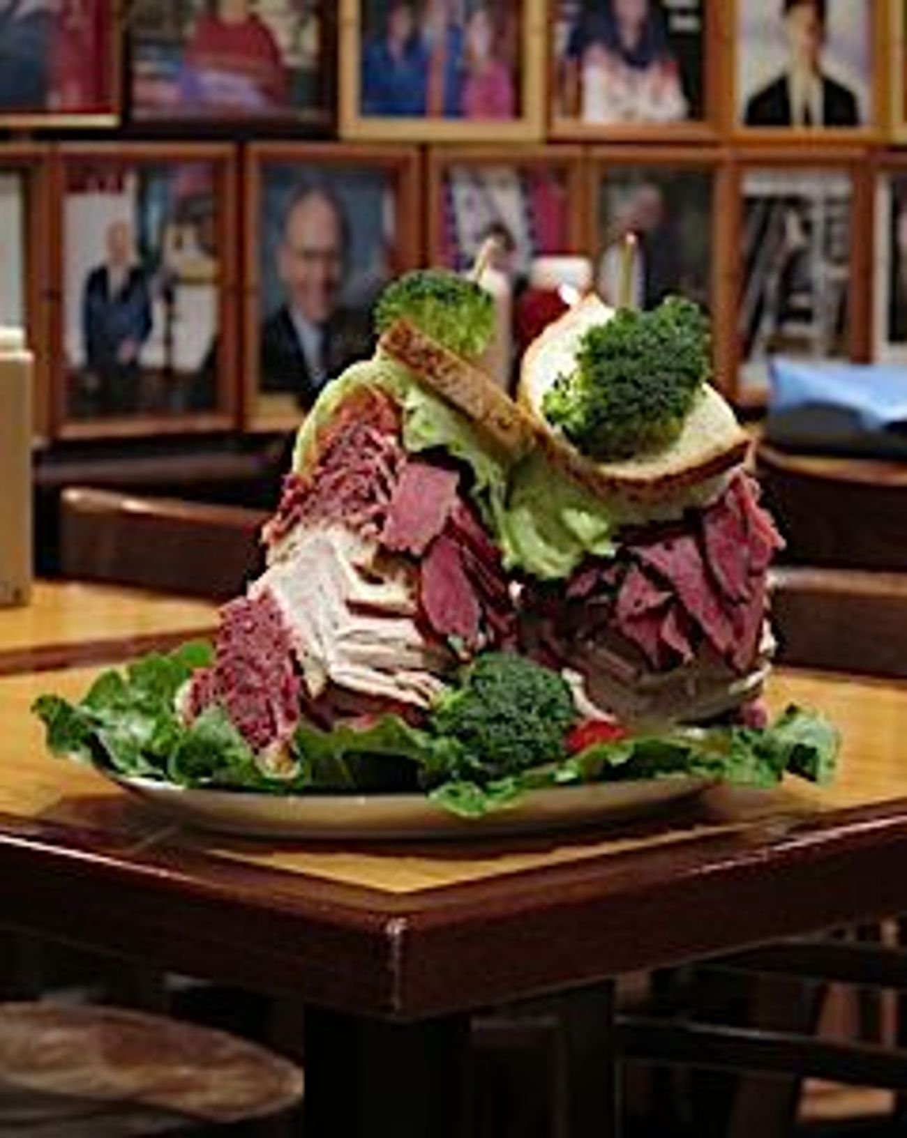 A Jewish Sandwich Grows at the Carnegie Deli – The Forward