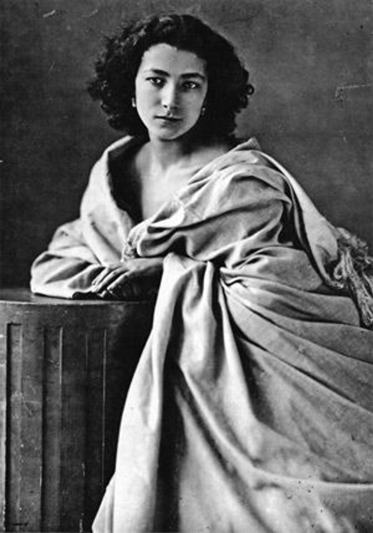 An Actress for The Ages – The Forward