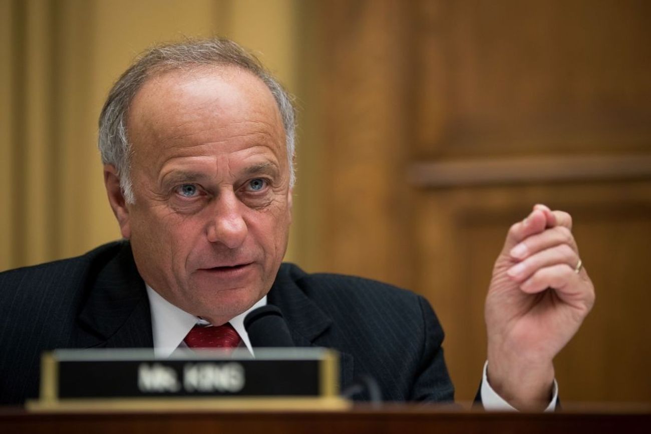Rep. King Asks Google CEO About iPhone Woes