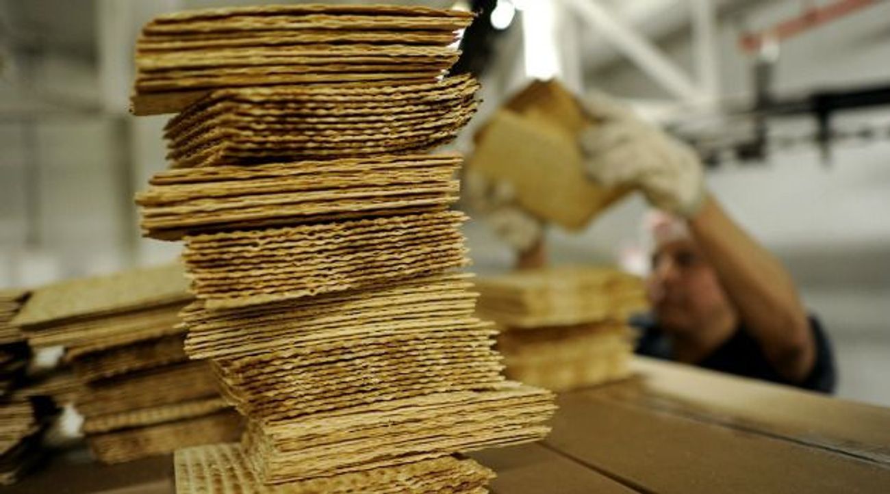 Why We Mourn the Loss of Streit’s Matzo – The Forward