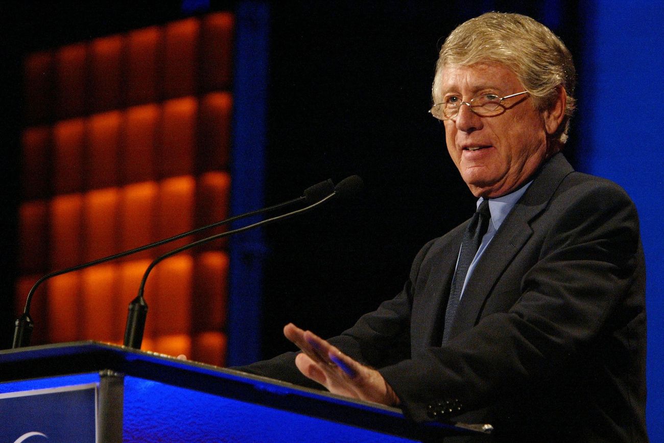 Ted Koppel To Sean Hannity: You’re ‘Bad For America’ – The Forward