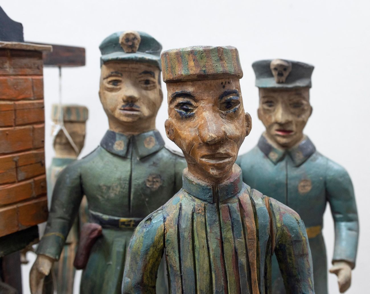 In a Kraków Basement, Awkward Objects of Genocide