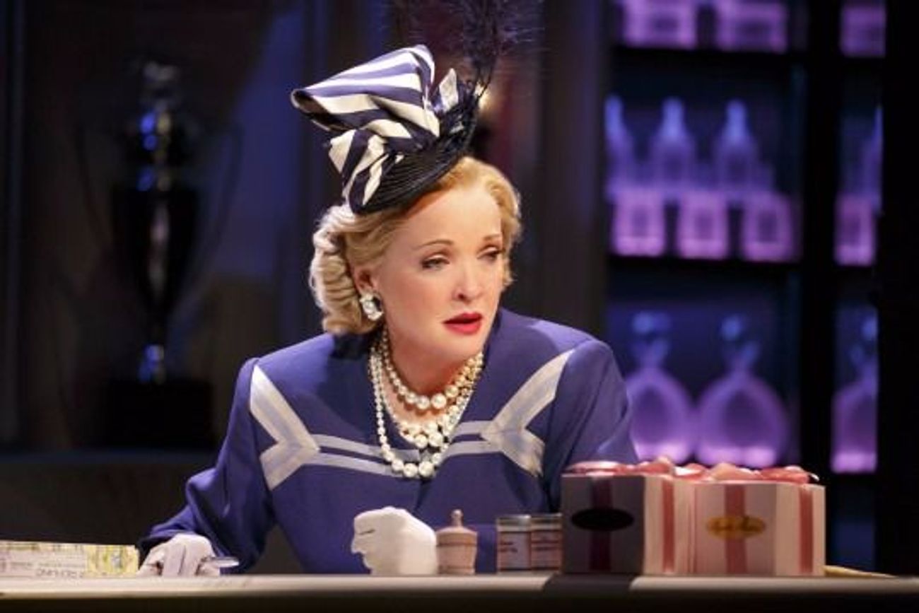 America’s Cosmetic Titans Go Head-To-Head In ‘War Paint’ – The Forward