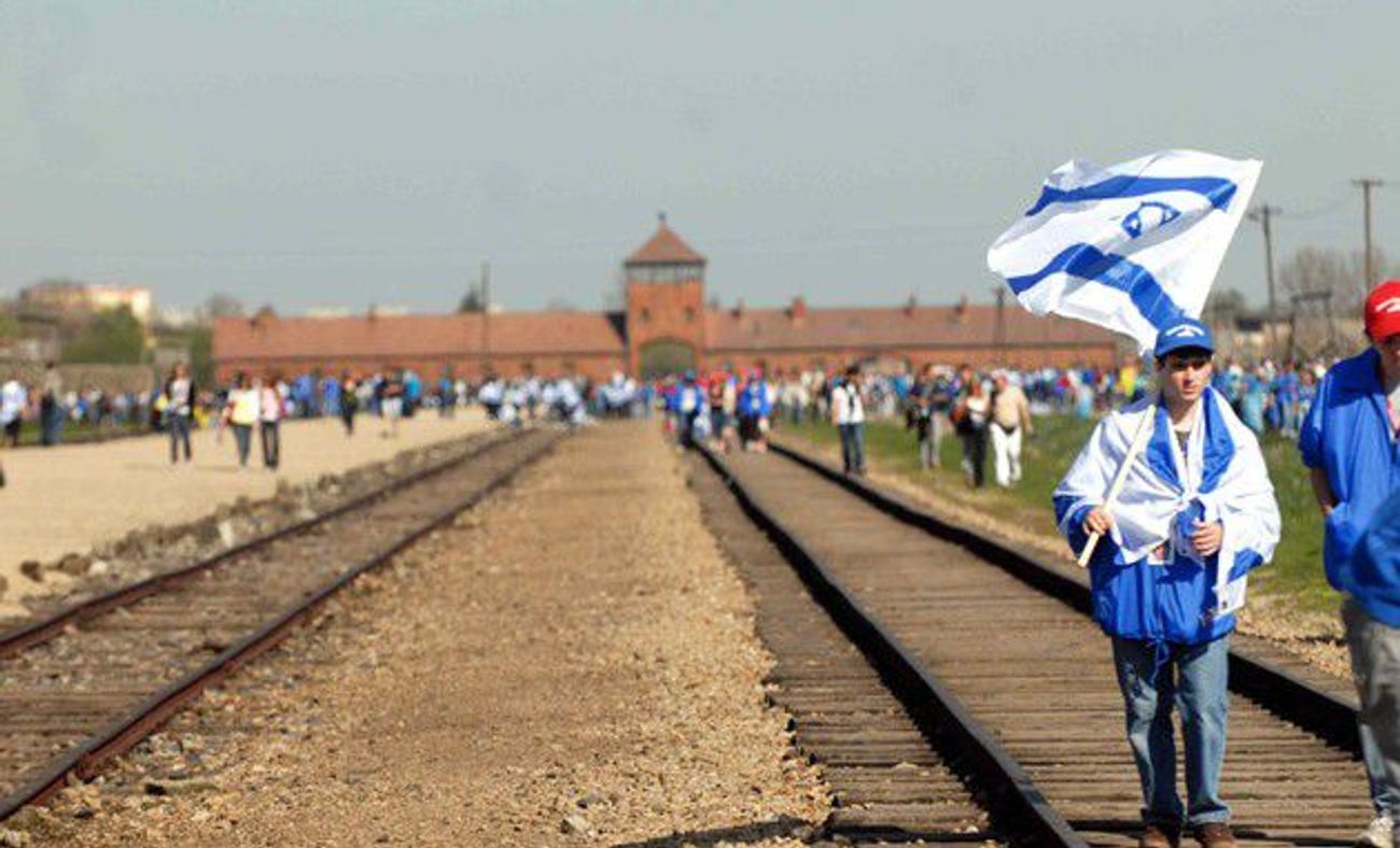Thousands Join March of Living at Auschwitz – The Forward